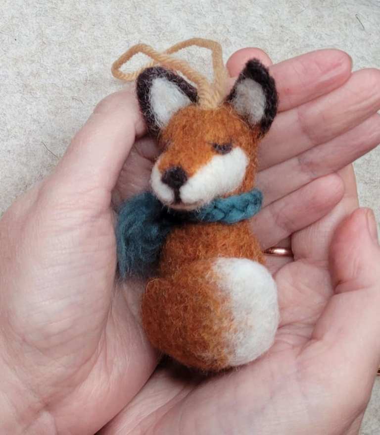 Easy Needle Felted Fox for Christmas | Fit to be loved